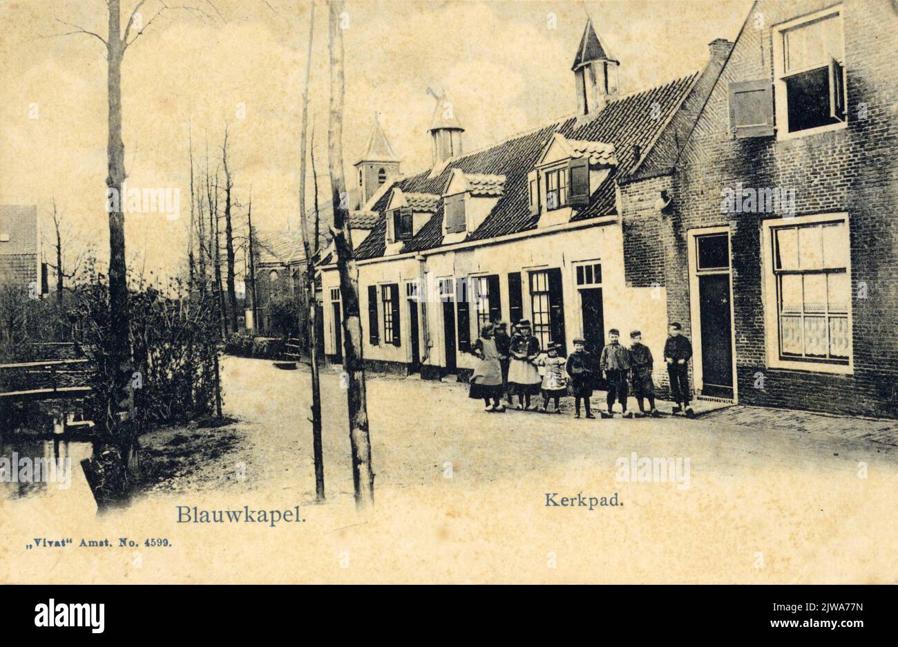 View of the Kerkpad in Blauwkapel (municipality of Utrecht) from the ...