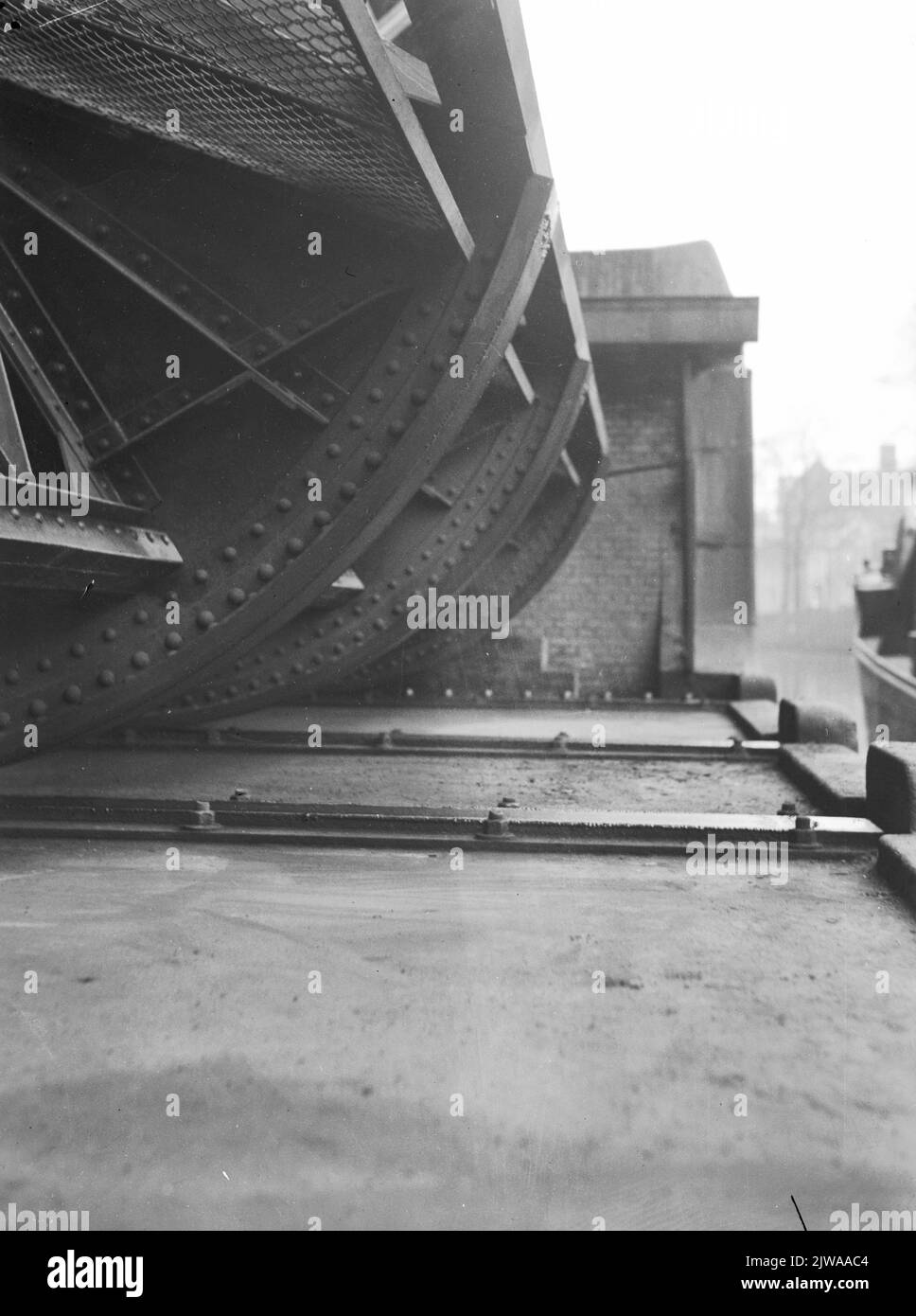 Detail of the Kwadrant (role over which the bridge is moving) of the ...