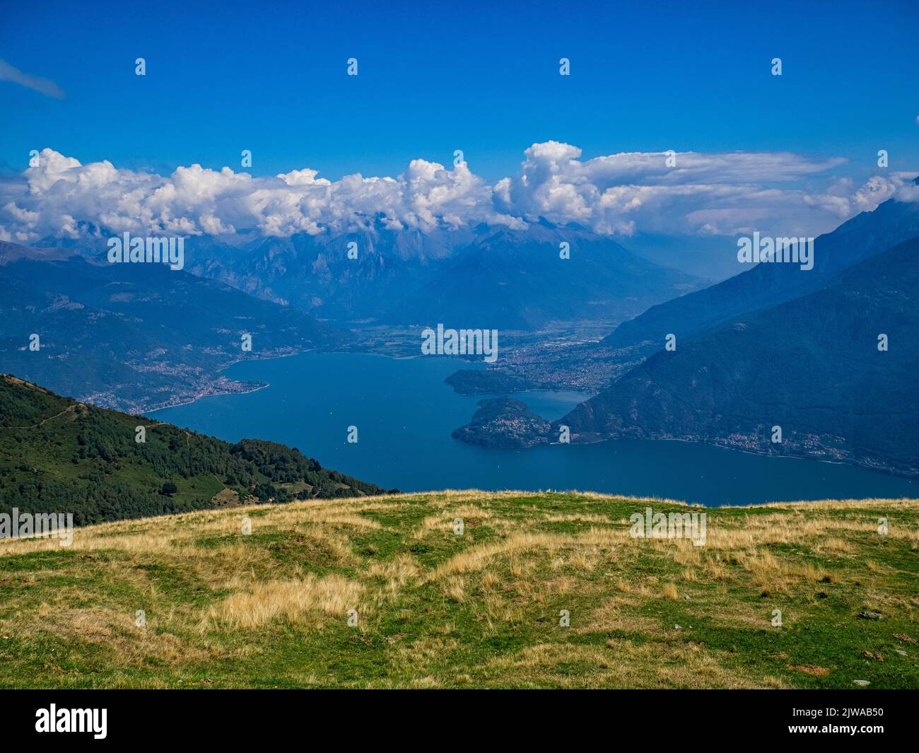 View of Lake Como and Valtellina from Bregnano mountain Stock Photo - Alamy