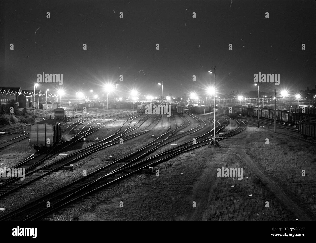 View in the eastern parallel road of the Maliebaan in Utrecht at the ...