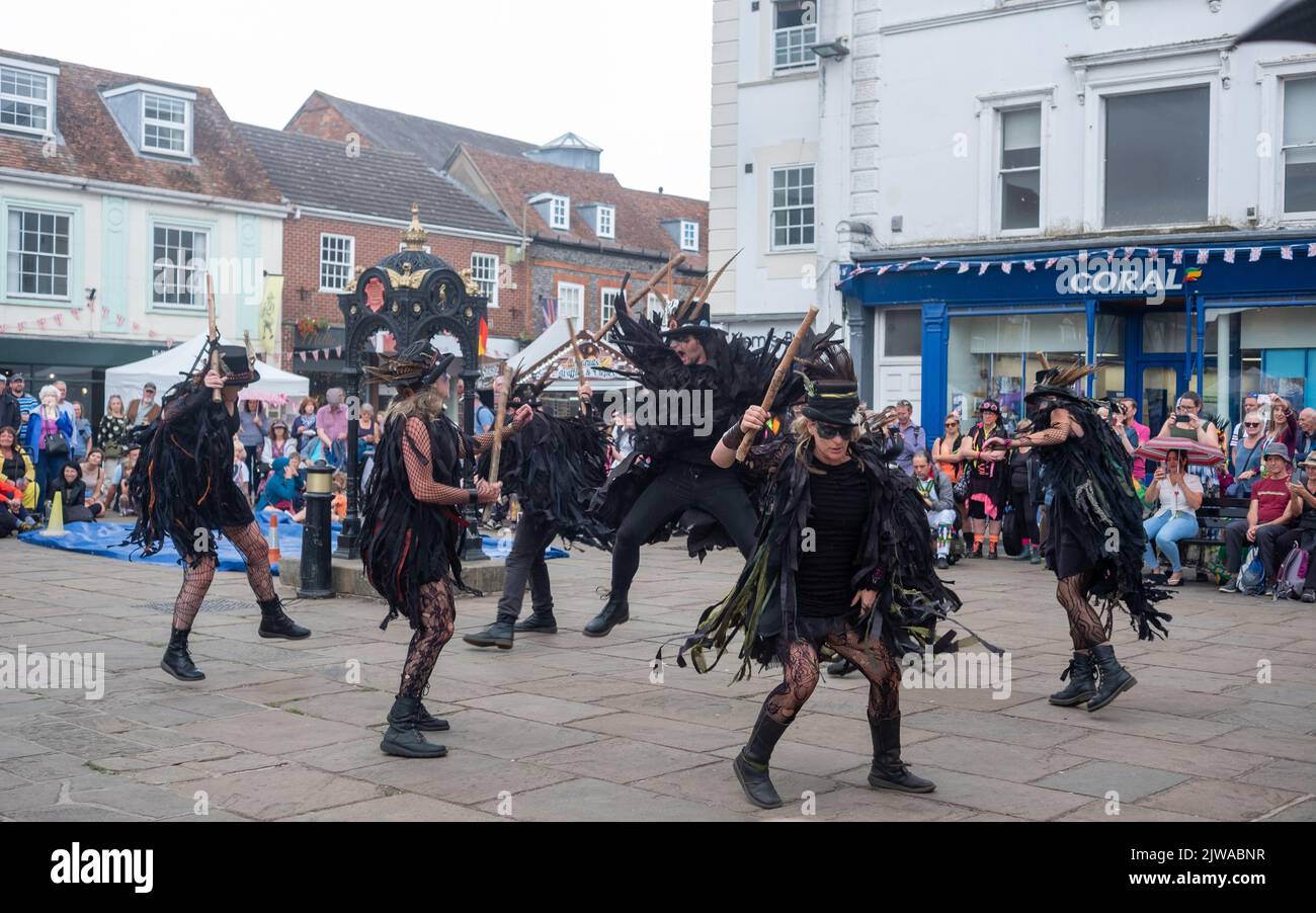 Beltane Border Morris Dancing, Wallingford Market Place Stock Photo - Alamy