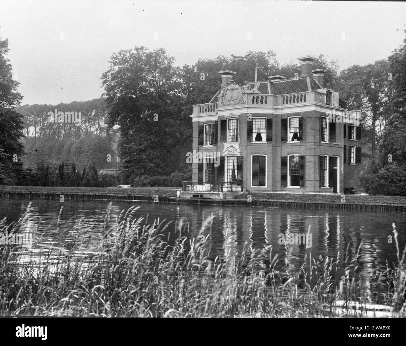 View of the Rupelmonde country estate (Rijksstraatweg 24) in ...