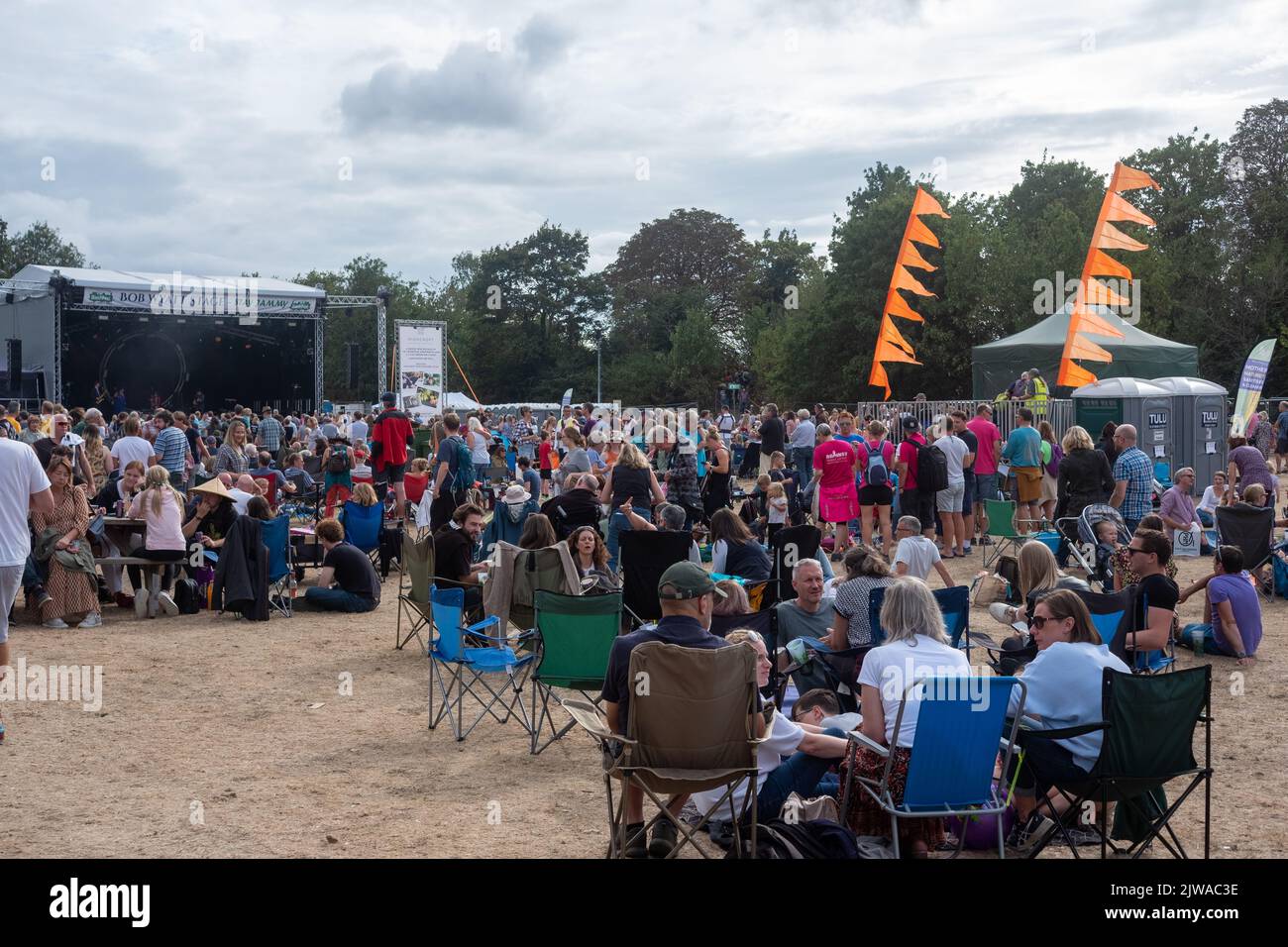 Crowds at Wallingford Bunkfest Stock Photo - Alamy