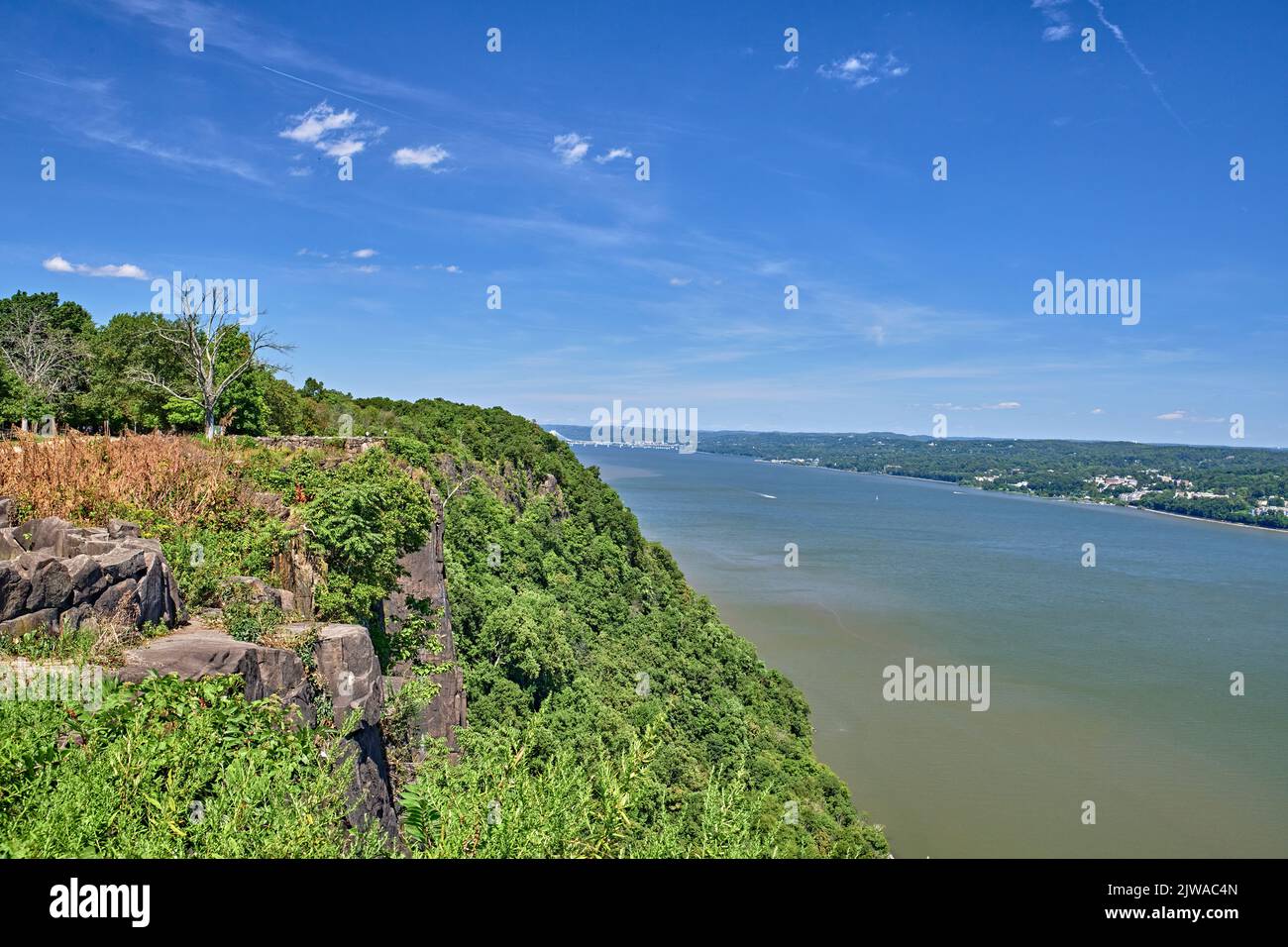 Palisades parkway hudson river hi-res stock photography and images - Alamy