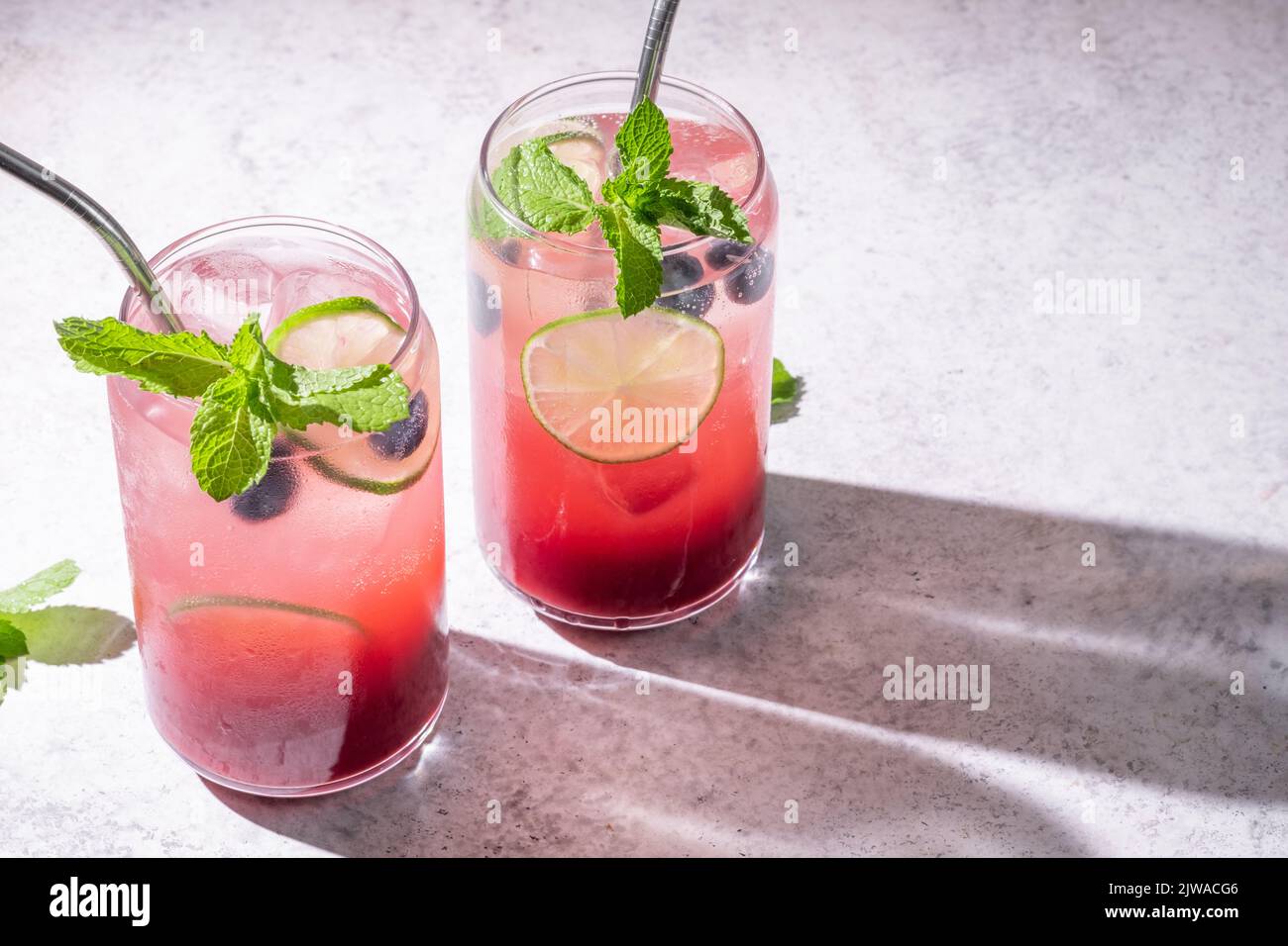 Delicious blueberry lime lemonade Stock Photo - Alamy