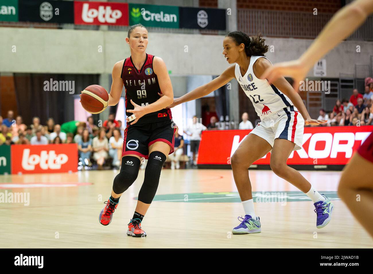 Belgium's Ine Joris pictured in action during a friendly basketball ...