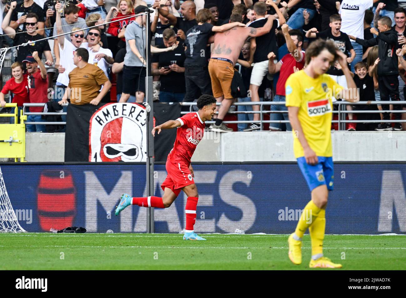 Antwerp's Anthony Valencia celebrates after scoring during a soccer ...