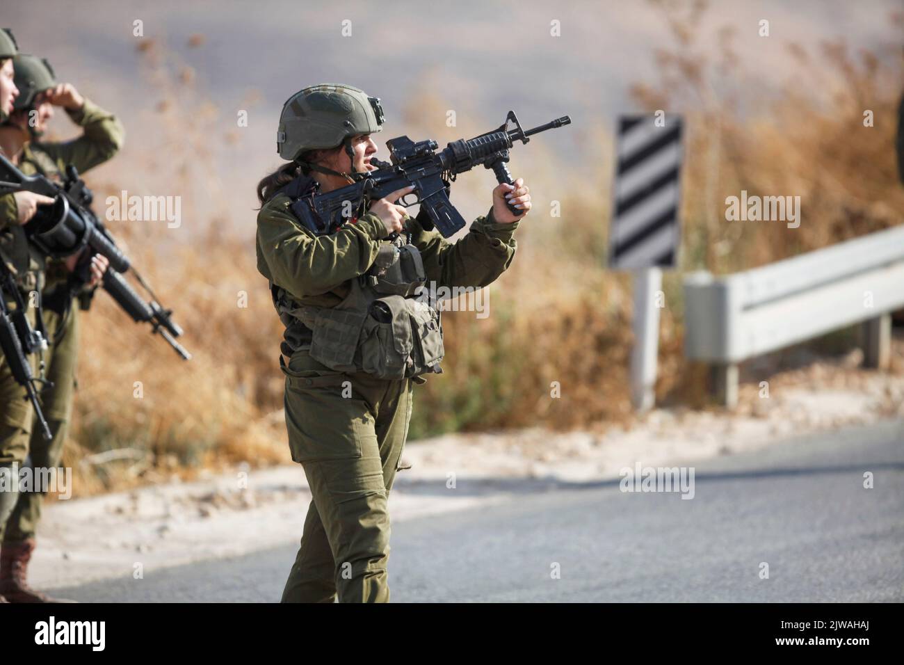 Israel soldier bus hi-res stock photography and images - Alamy