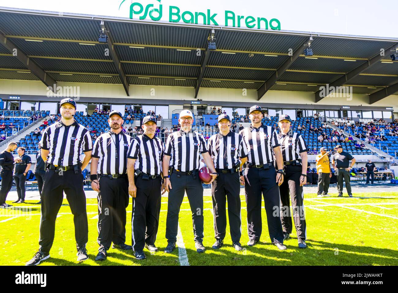 Elf team hi-res stock photography and images - Alamy