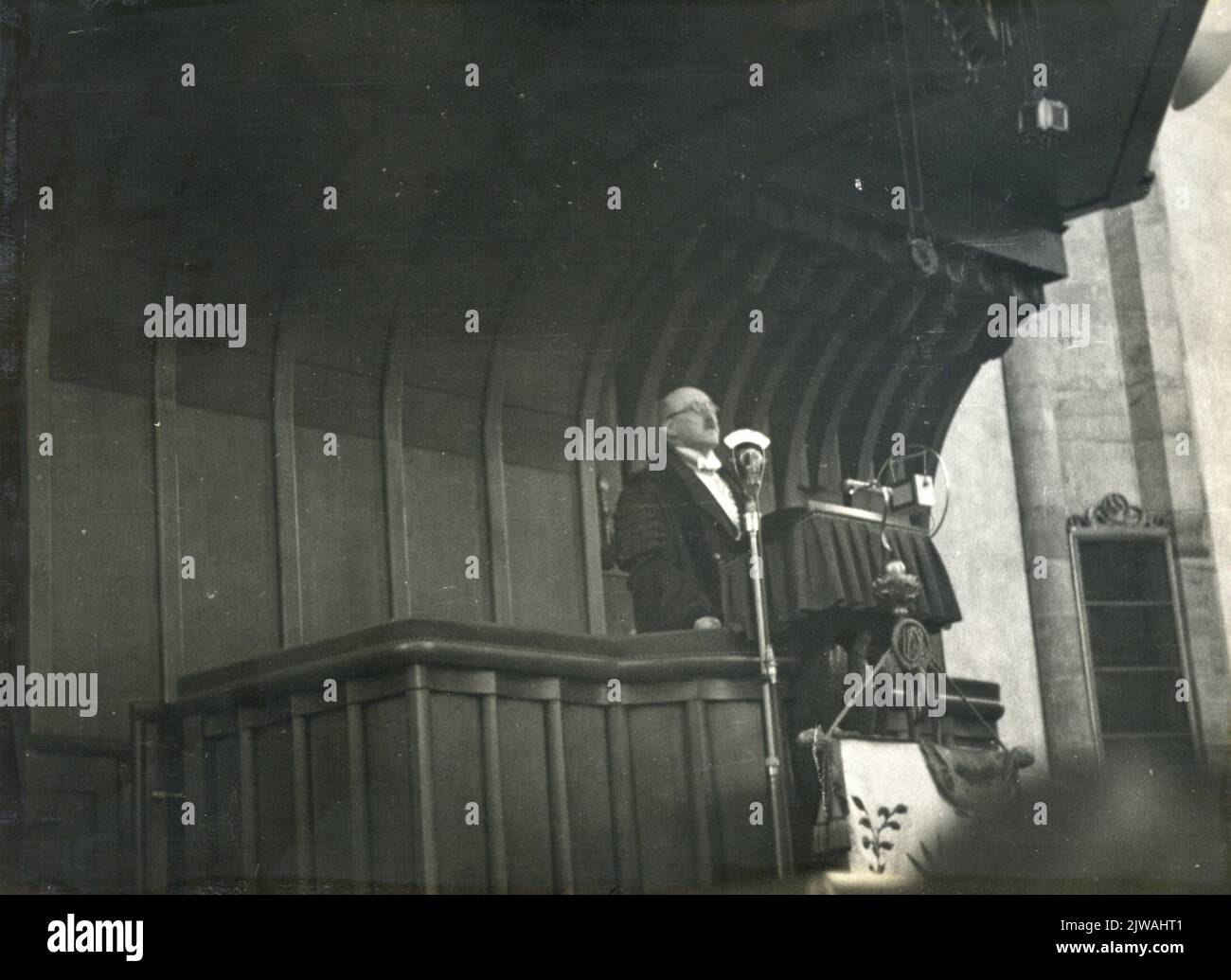 Rector magnificus hi-res stock photography and images - Alamy