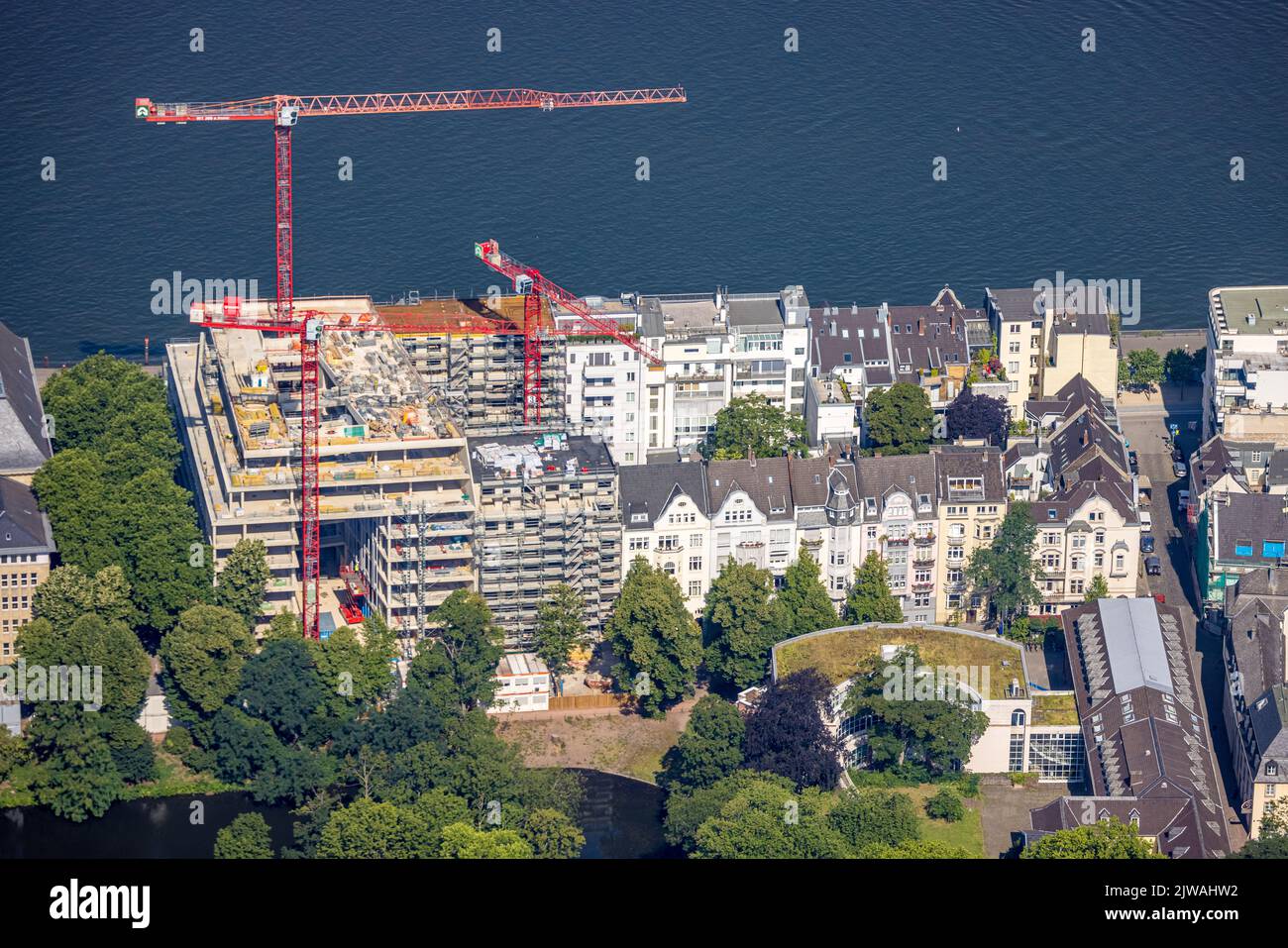 Construction site commercial building mannesmannufer hi-res stock ...