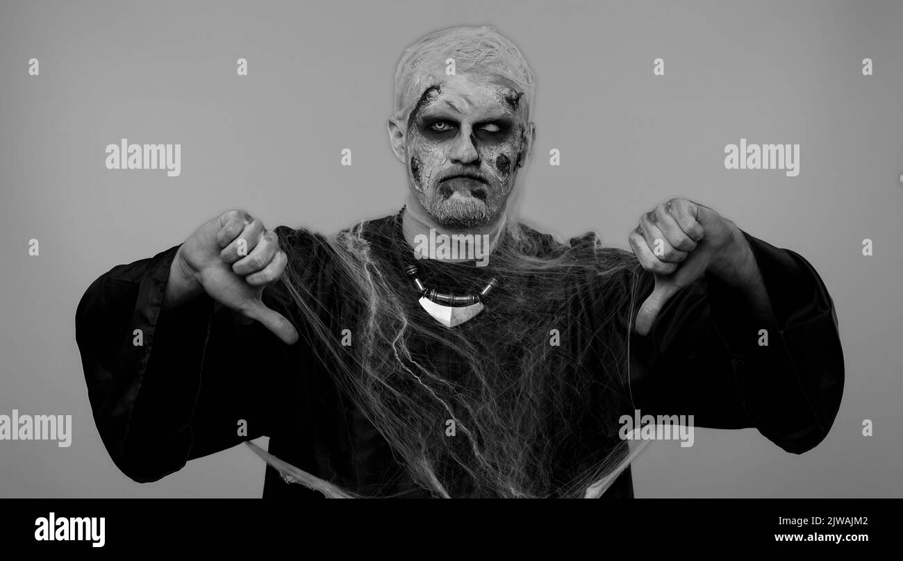 Chroma key spider hi-res stock photography and images - Alamy