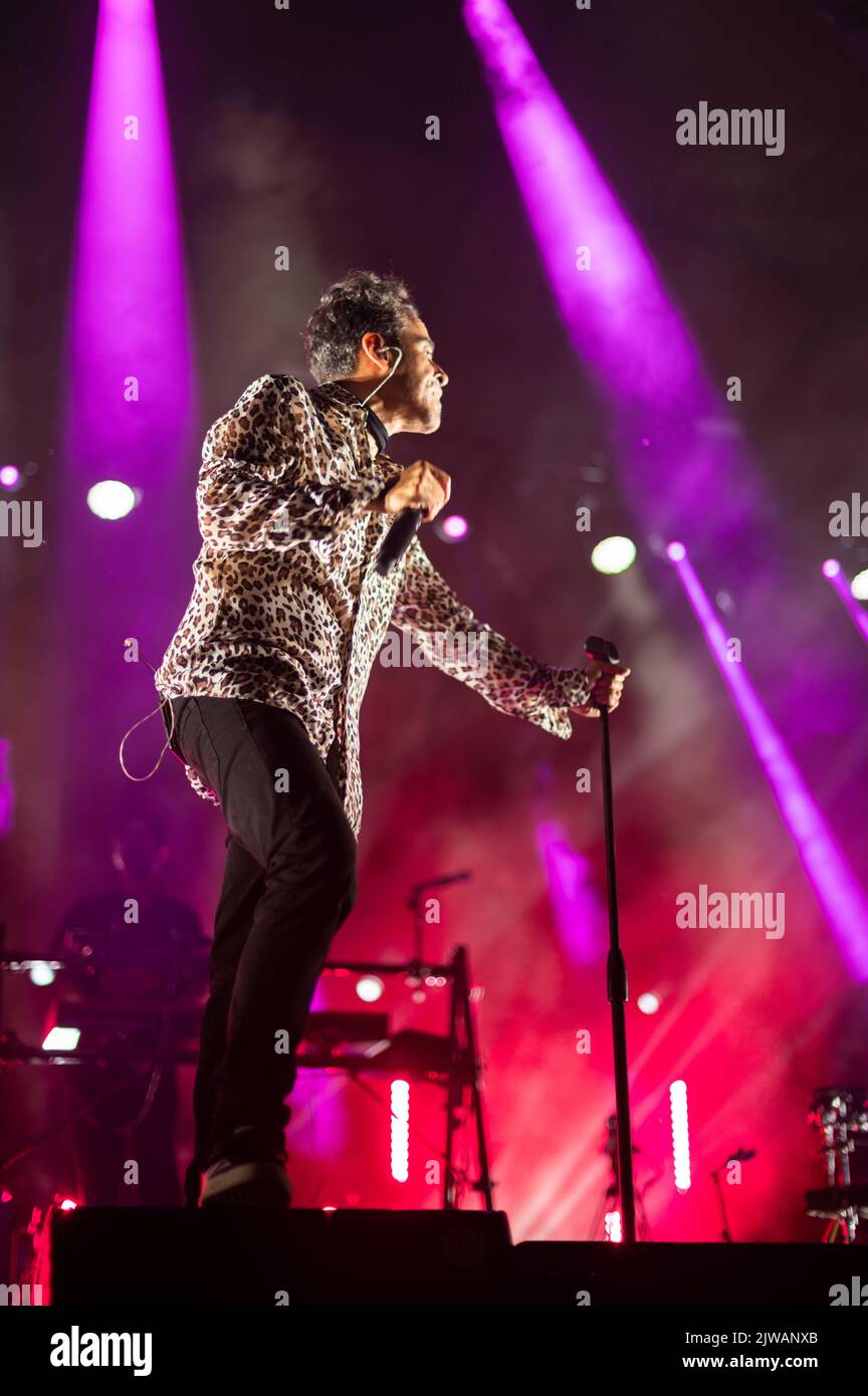 Vive latino cafe tacuba hi-res stock photography and images - Alamy