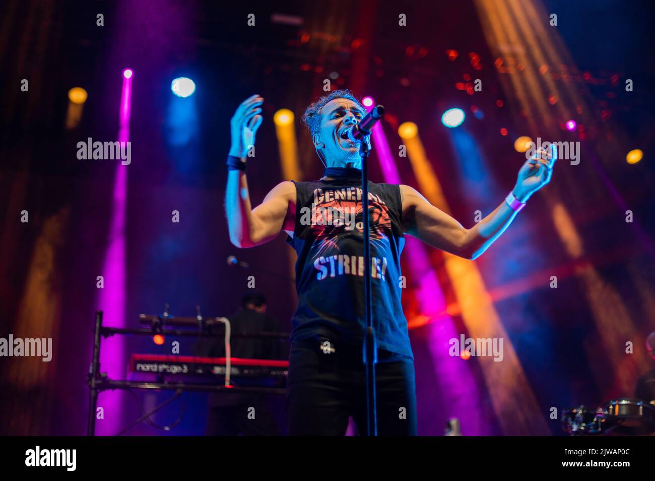 Mexican band Cafe Tacvba performing live at Vive Latino 2022 Music ...