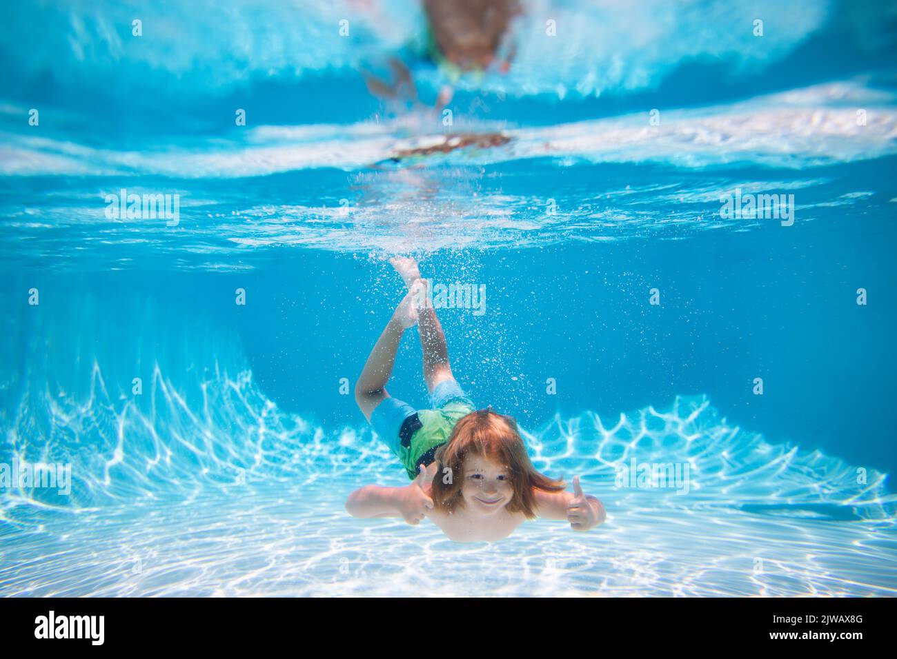 Dive in swimming pools hi-res stock photography and images - Alamy
