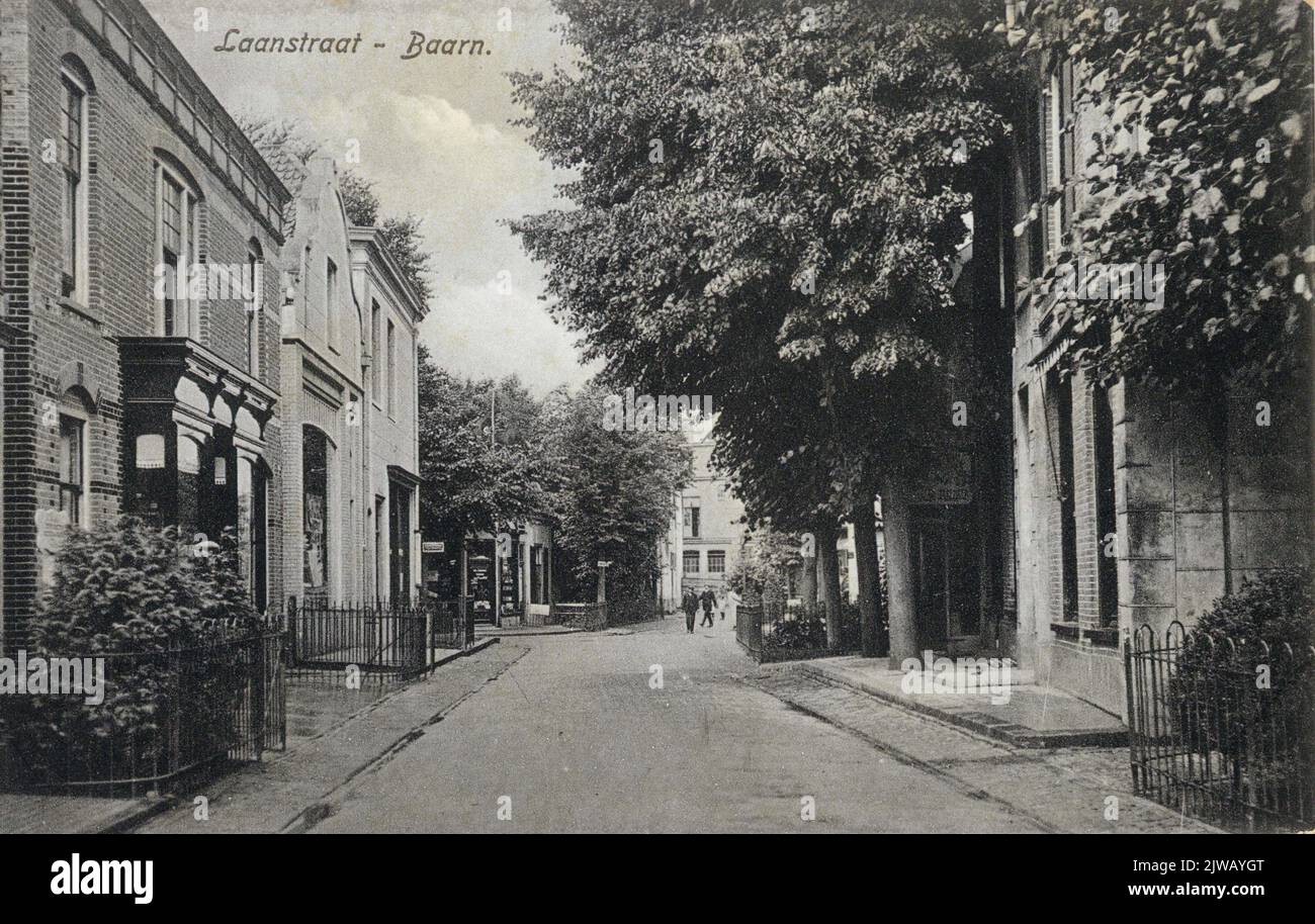 Face in the Laanstraat in Baarn Stock Photo - Alamy