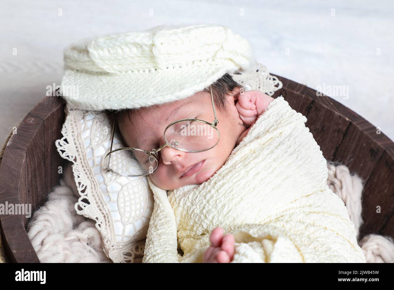 Baby photography backdrop hi-res stock photography and images - Alamy