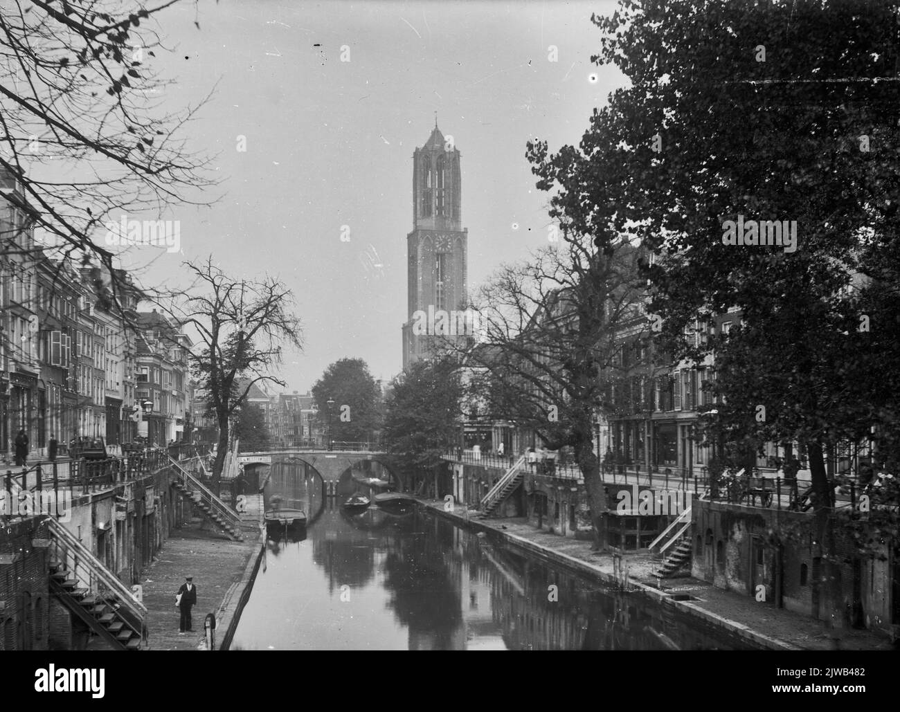 View of the Oudegracht Tolsteegzijde in Utrecht with the Hamburger ...