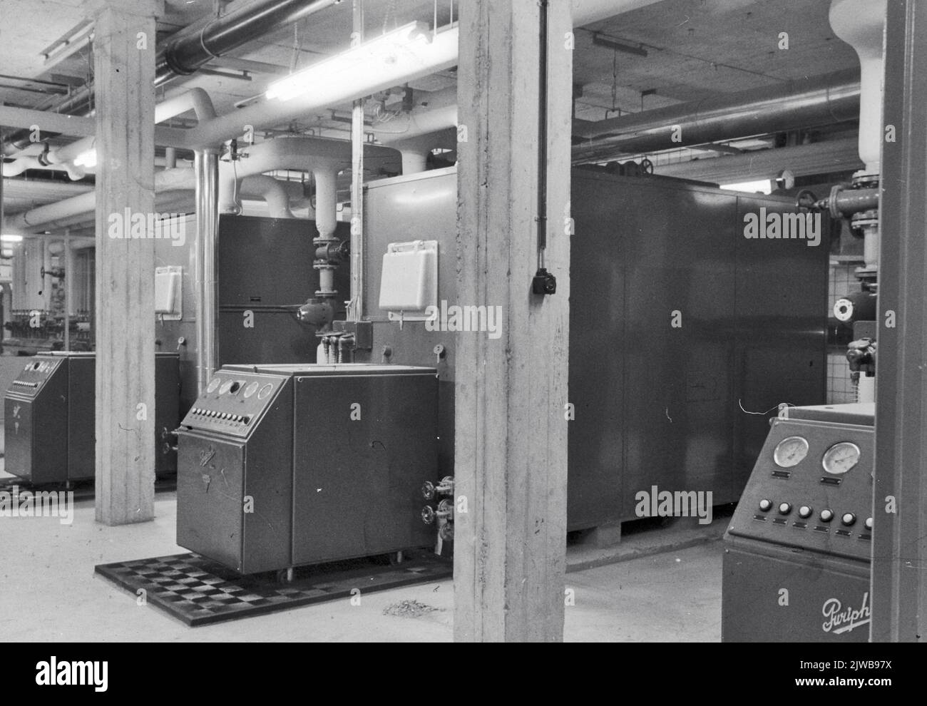 Interior of the Den Hommel swimming pool (Kennedylaan 5) in Utrecht ...