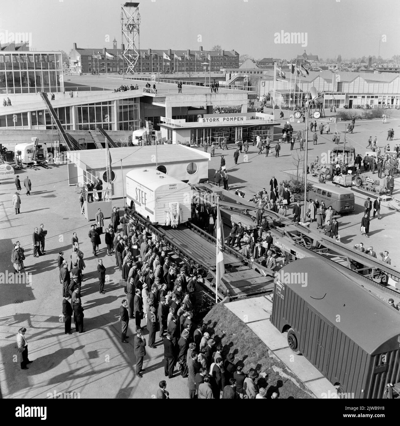 Way rotterdam Black and White Stock Photos & Images - Alamy