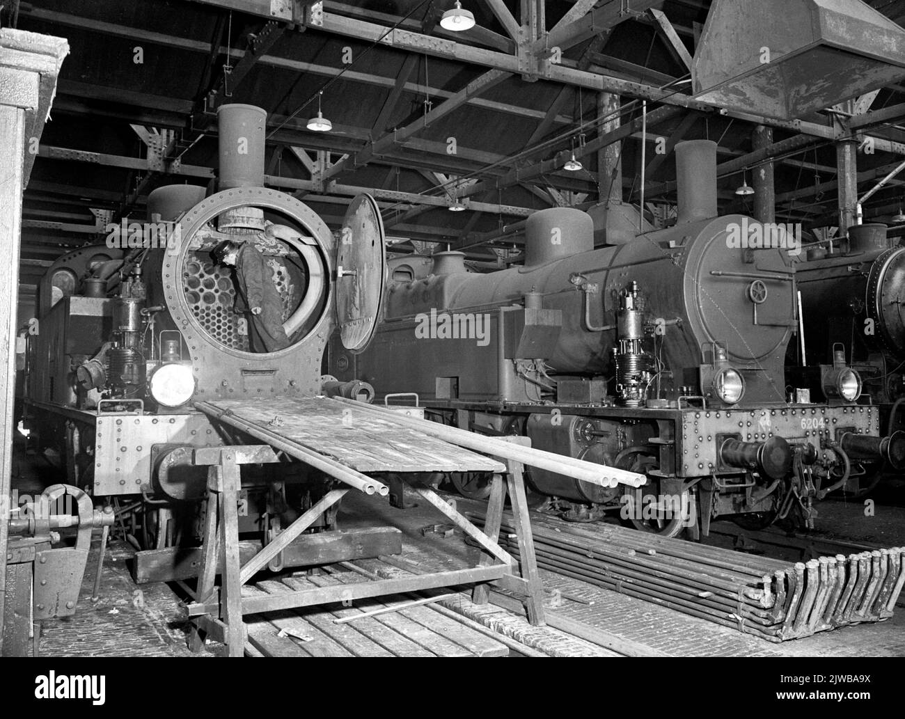 Image of two steam locomotives from the 6200 series (right no. 6204) of ...