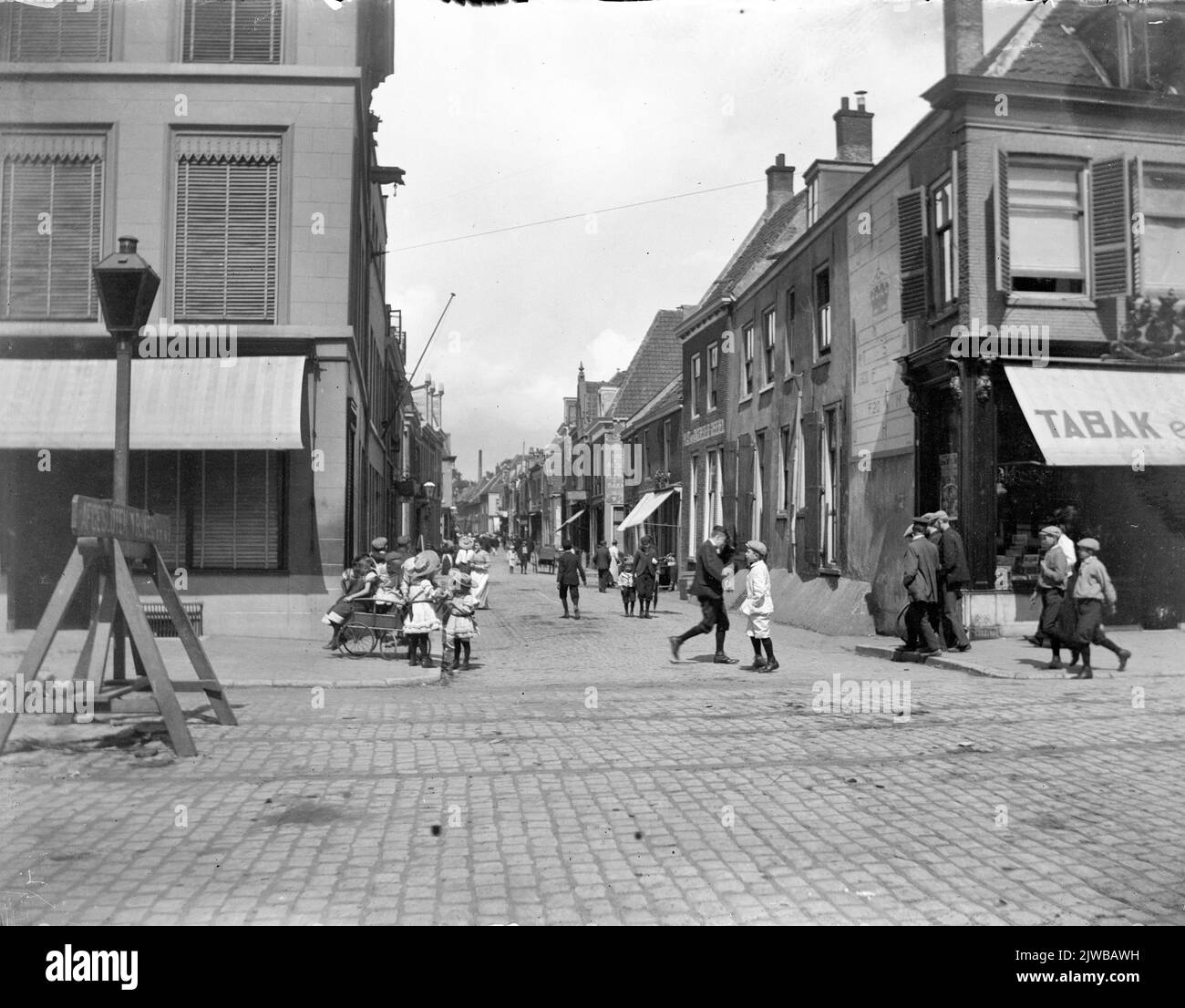 Face in the Willemstraat at the buildings, from Vredenburg, with the ...