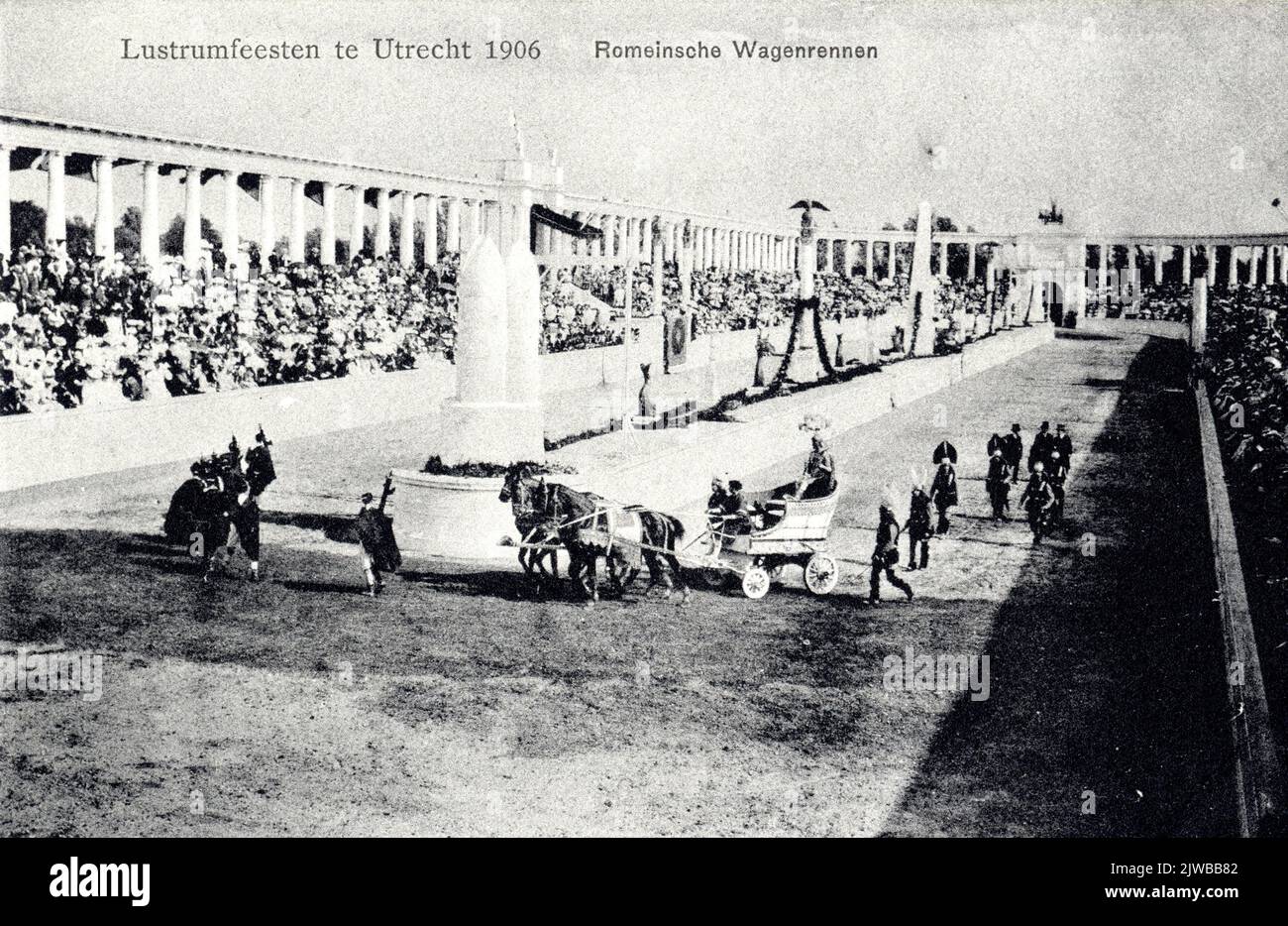 Lustrum parties in Utrecht 1906/ Roman wagen racing Stock Photo - Alamy