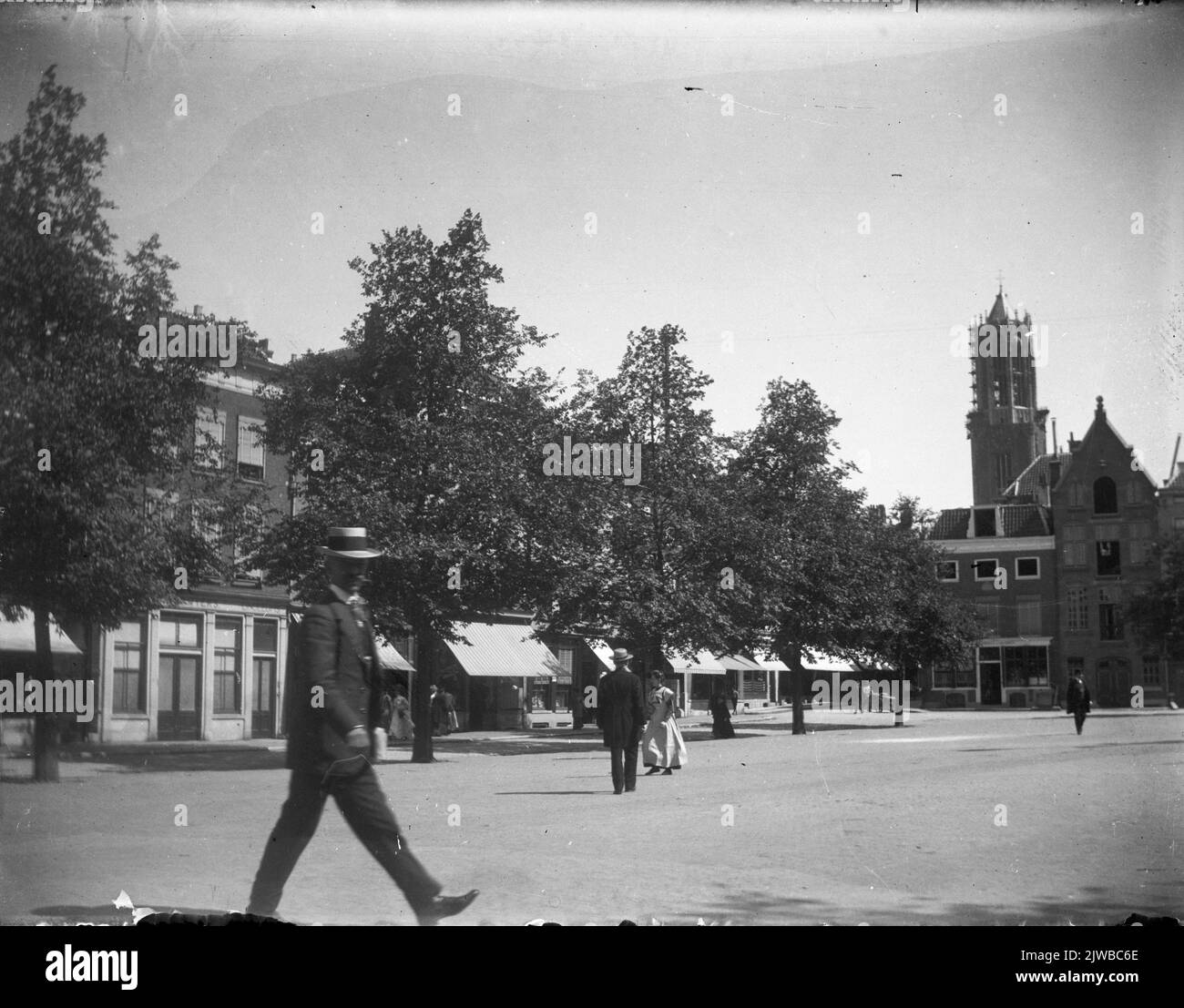 Southeast corner Black and White Stock Photos & Images - Alamy