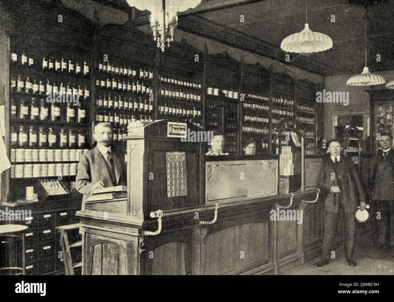 Interior of Pharmacy De Liefde (Voorstraat 6) in Utrecht: Winkel Stock ...