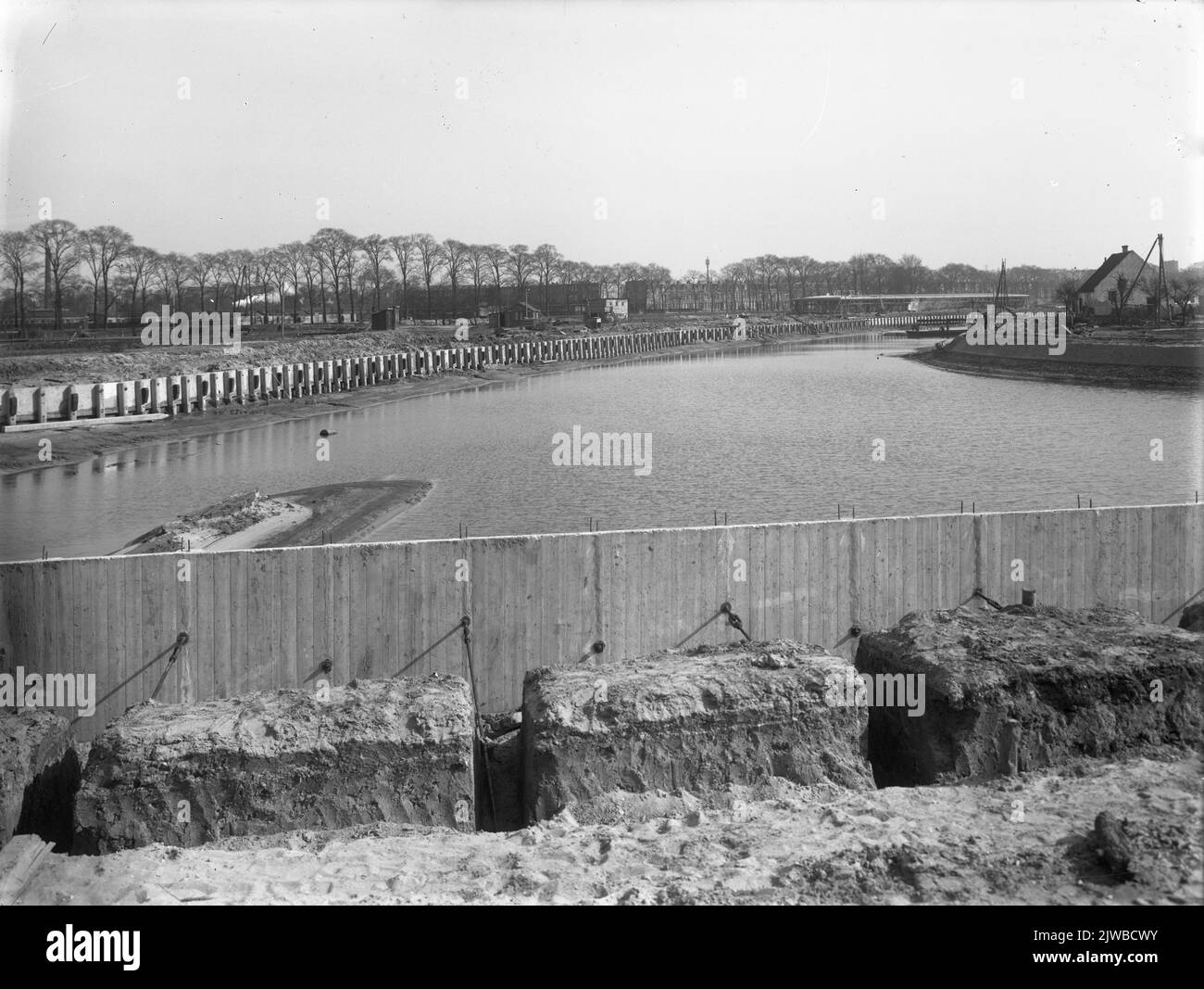 Image of the work for the construction of the auction port in Utrecht ...