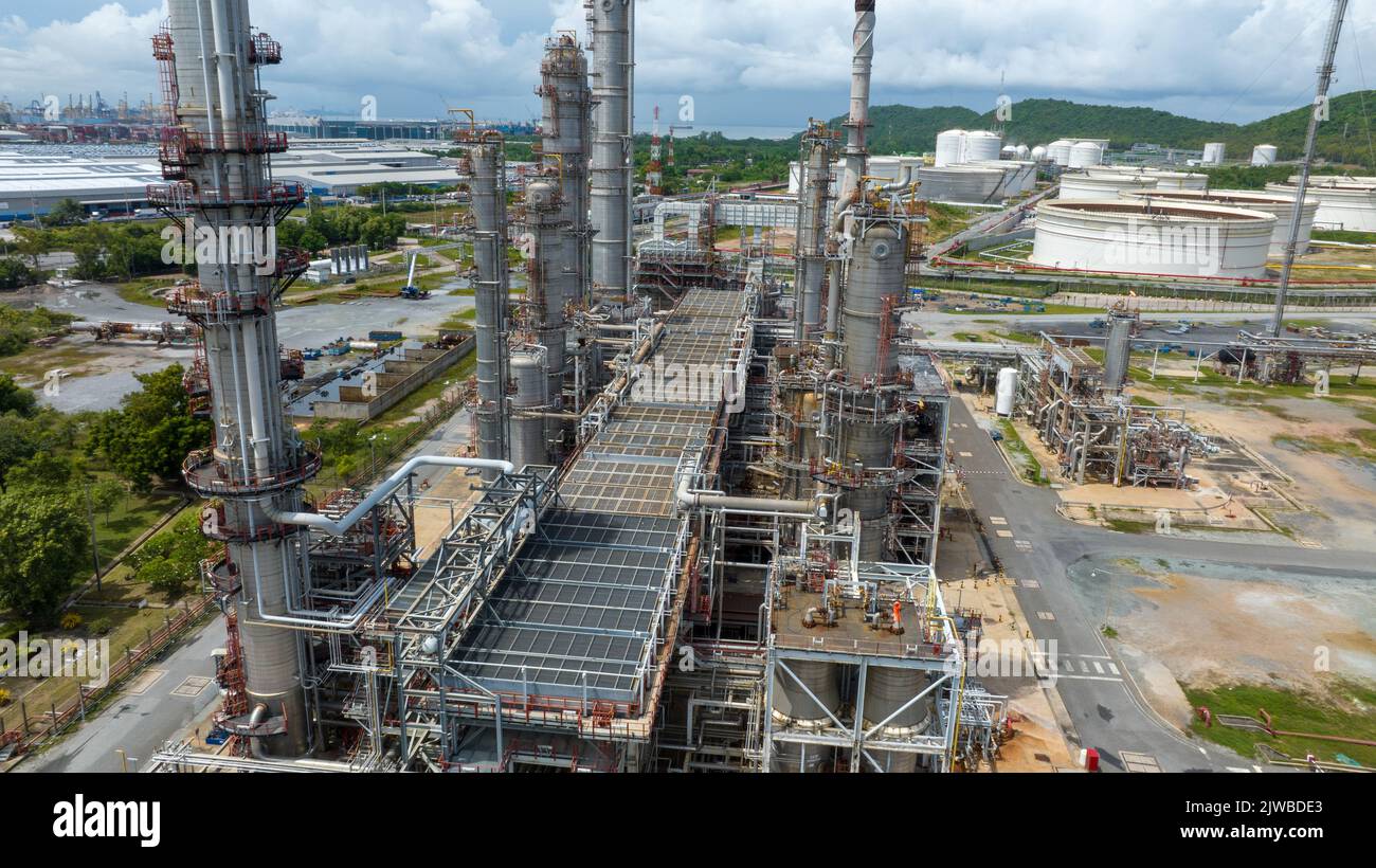 Oil Refinery Gas Chemical Equipment Prodiction import export Concept ...