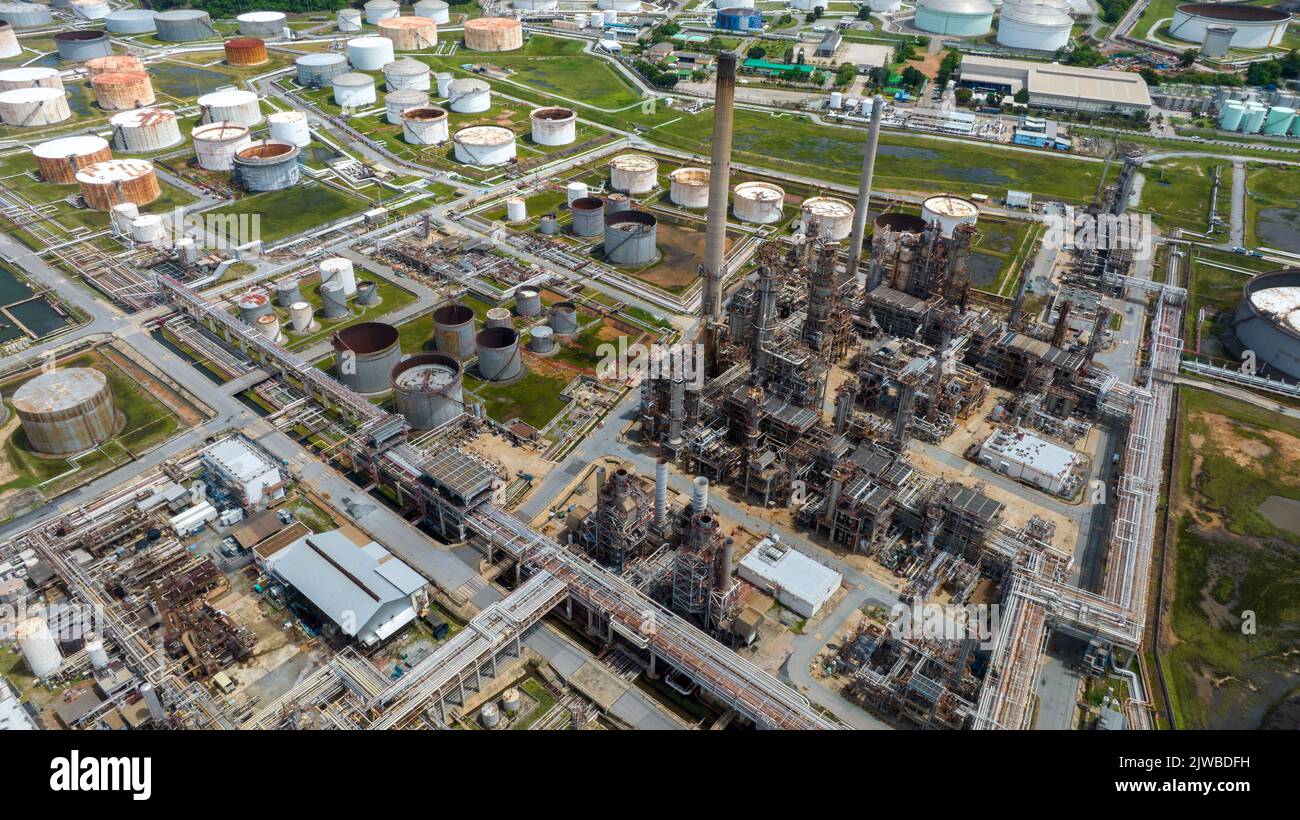 Oil Refinery Gas Chemical Equipment Prodiction import export Concept ...