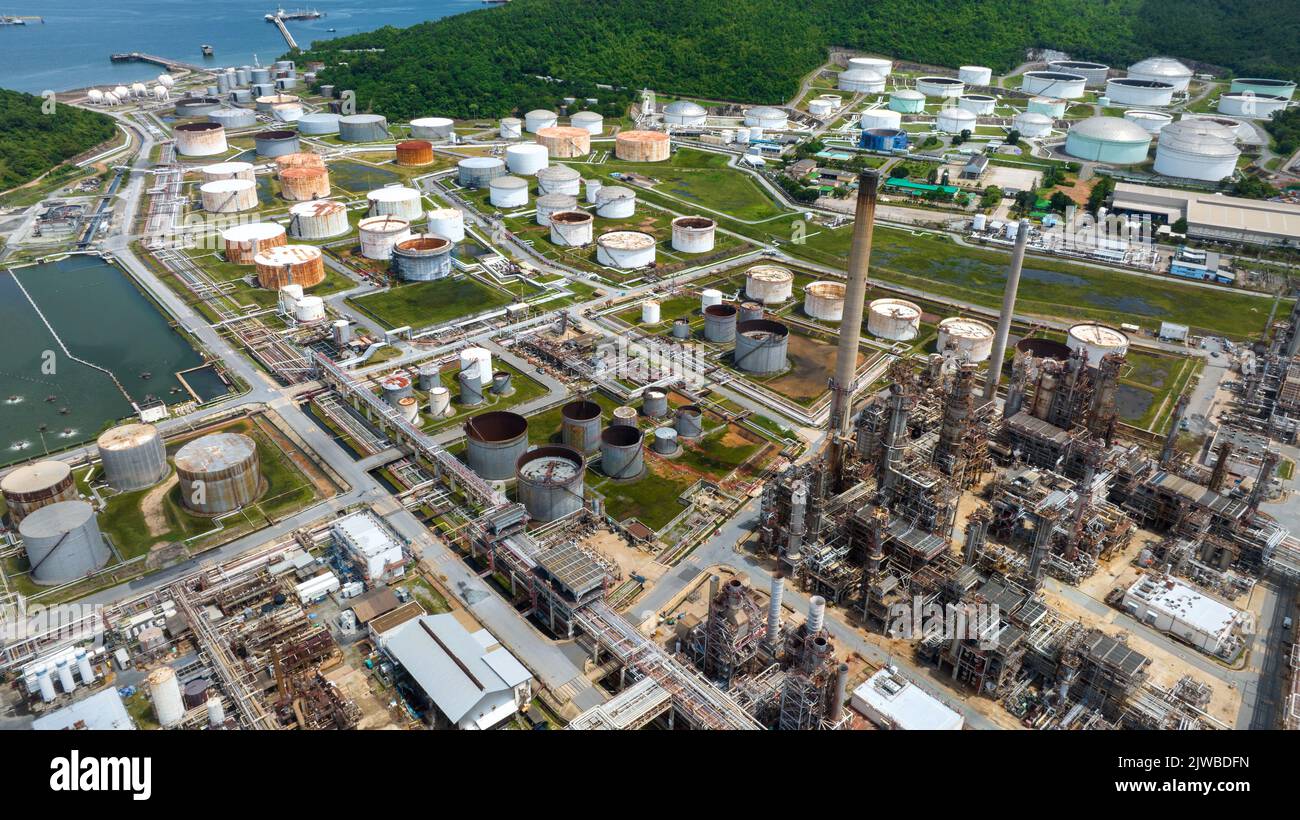 Oil Refinery Gas Chemical Equipment Prodiction import export Concept ...