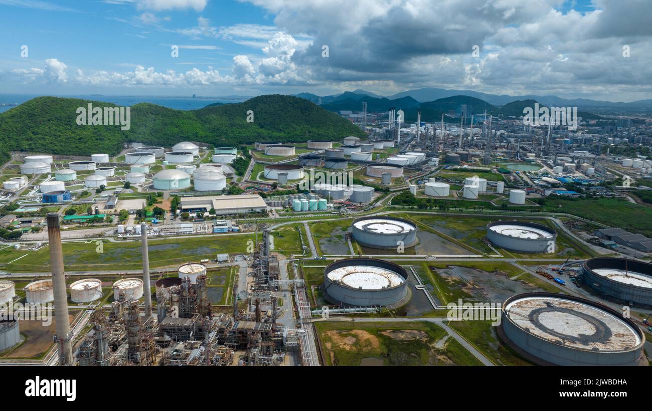 Oil Refinery Gas Chemical Equipment Prodiction import export Concept ...