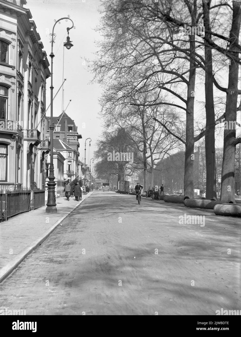 View of the Catharijnesingel in Utrecht, near the Spoorstraat, from the ...