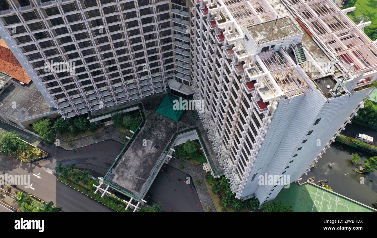 Multi-storey multi-entrance residential buildings of different levels ...