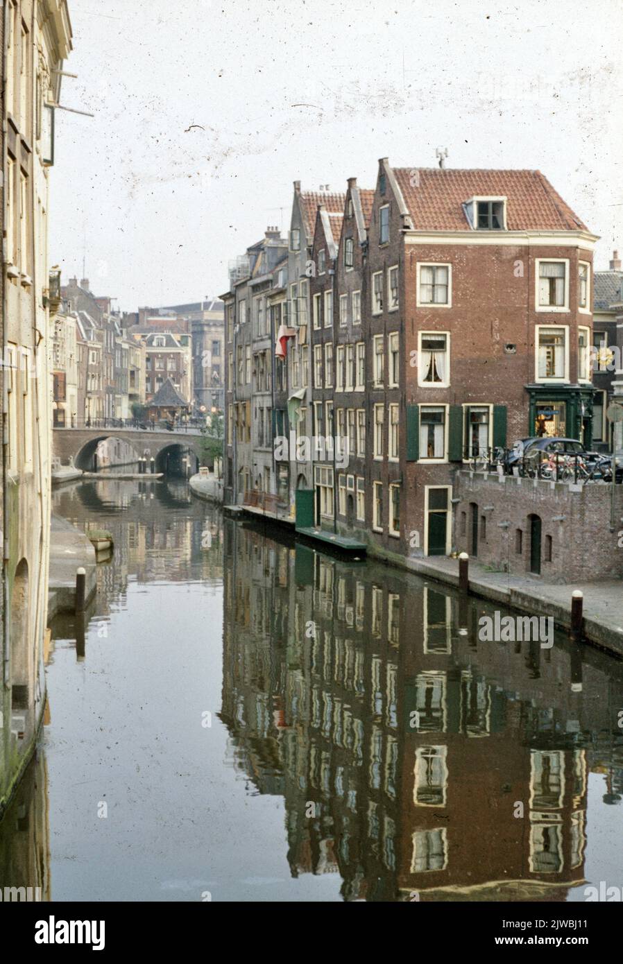 Face over the Oudegracht on the rear facades of the Dark Gaard 13-Lager in Utrecht with the ...