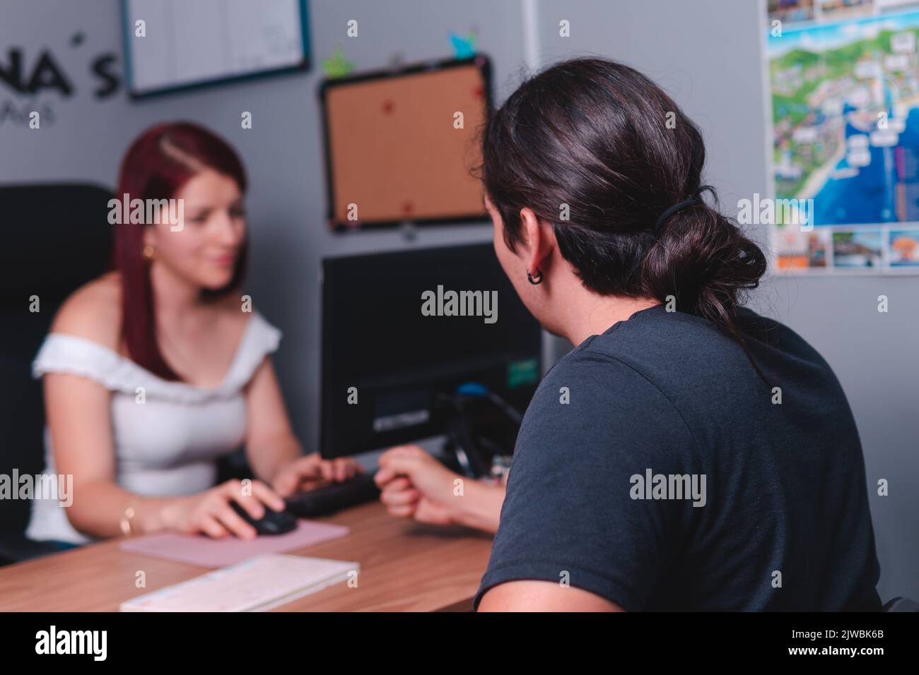 Long haired lady laptop hi-res stock photography and images - Alamy