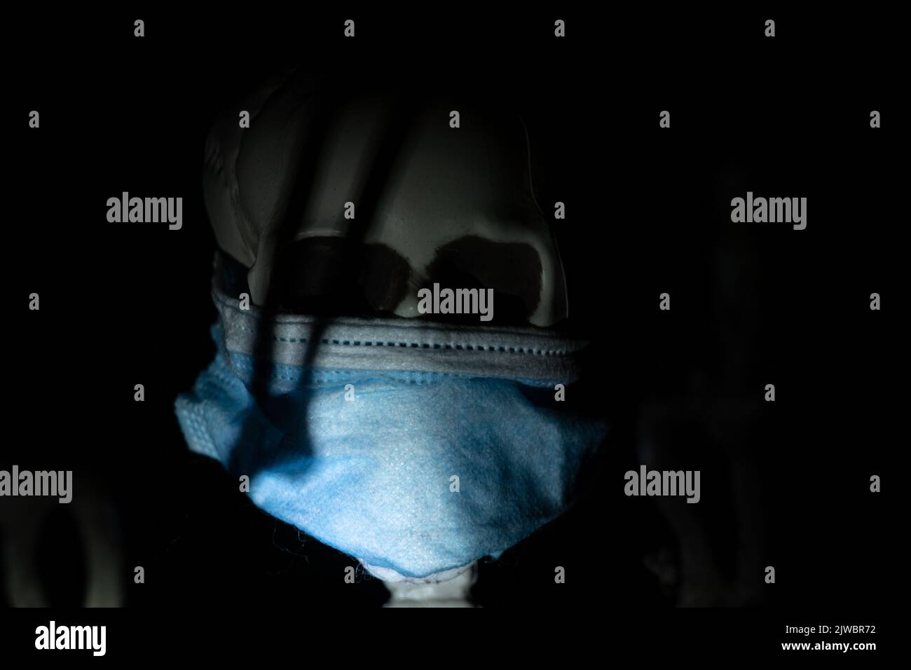 Skeleton medical mask hi-res stock photography and images - Alamy