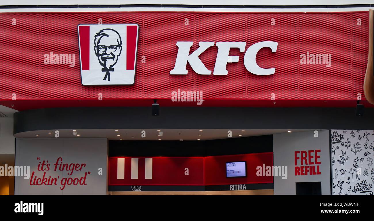 KFC (Kentucky Fried Chicken) Restaurant in shopping mall Stock Photo ...
