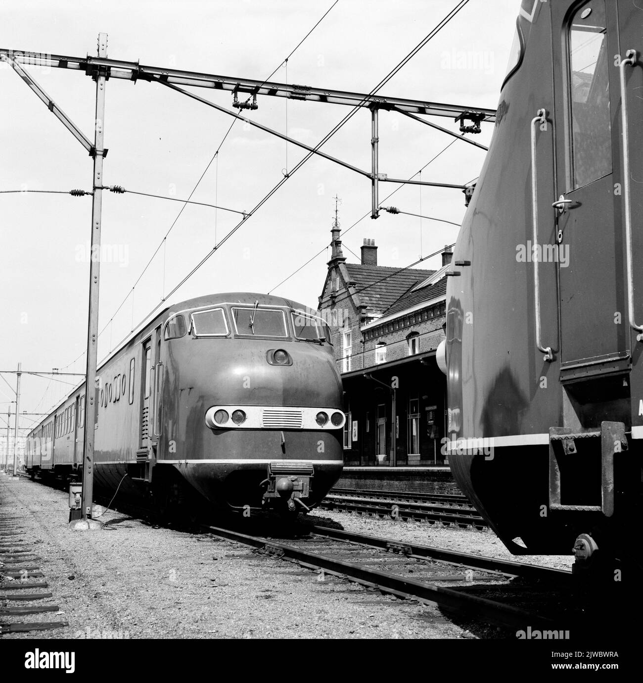 Image of a Diesel-Electric train set The 3 (Plan U) of the N.S. in ...