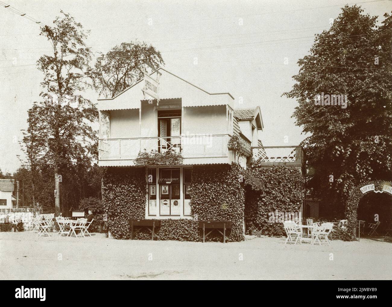 Liquor g hi-res stock photography and images - Alamy