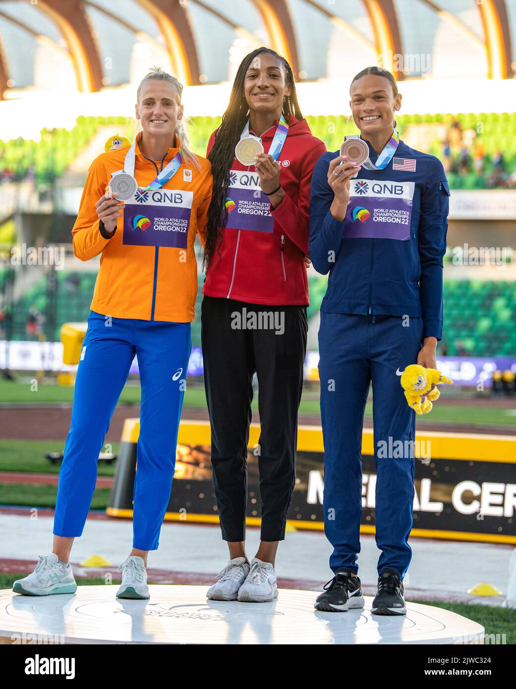 Anouk Vetter, Nafissatou Thiam and Anna Hall medal presentation at the ...