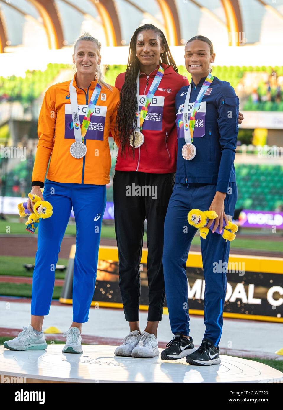 Anouk Vetter, Nafissatou Thiam and Anna Hall medal presentation at the ...