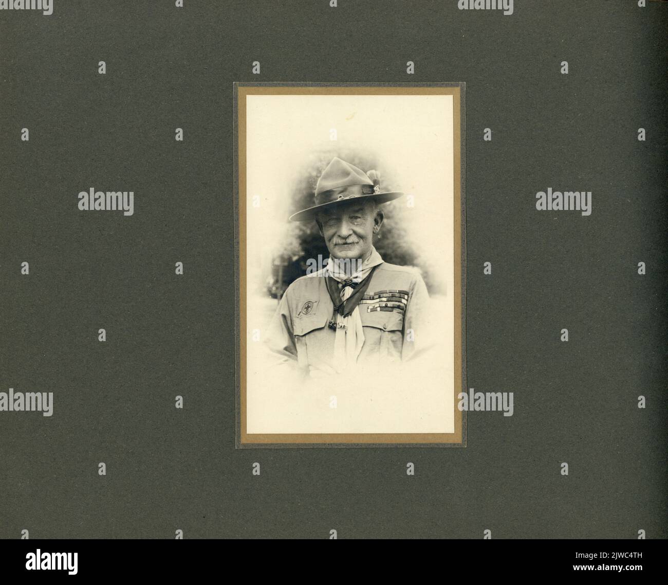 Image of a page from a photo album by Scoutinggroep Salwega from ...