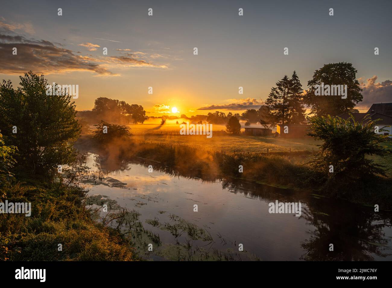 Summer morning sun hi-res stock photography and images - Alamy