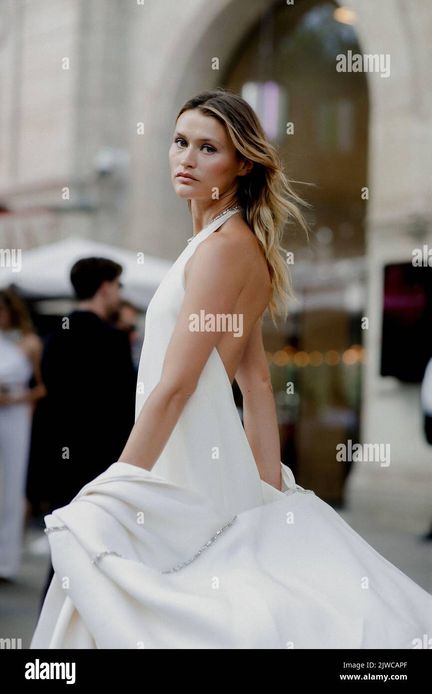 Street style, Chloe Lecareux arriving at Stephane Rolland Fall-Winter ...