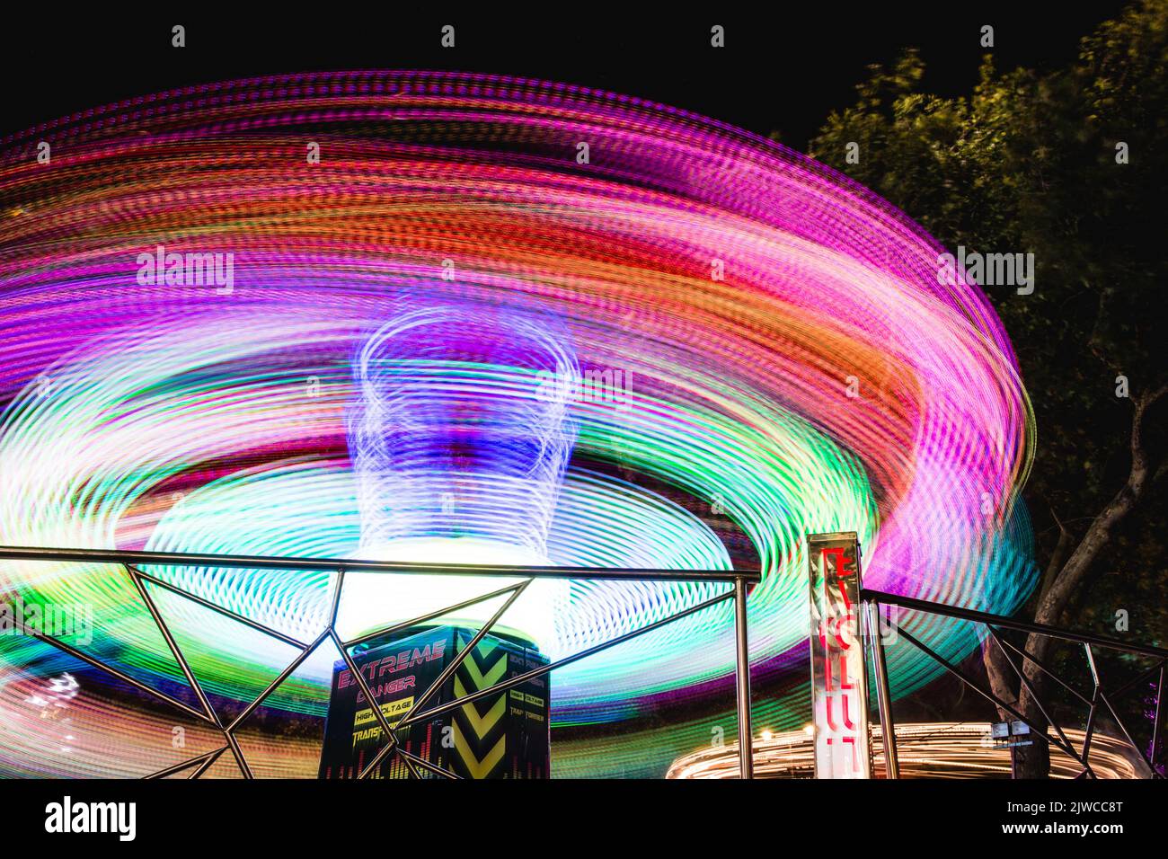 The 'Evolution' ride at the annual St Giles Street funfair in Oxford ...
