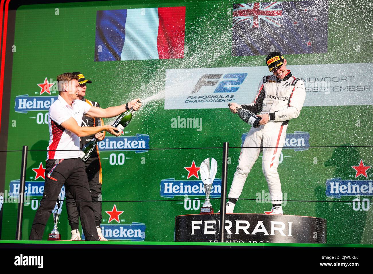 podium ARMSTRONG Marcus (nzl), Hitech Grand Prix, Dallara F2, portrait ...