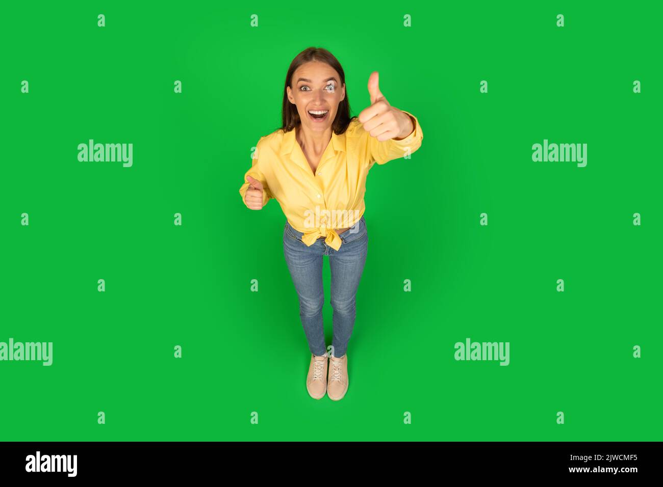 Thumbs up high hi-res stock photography and images - Alamy